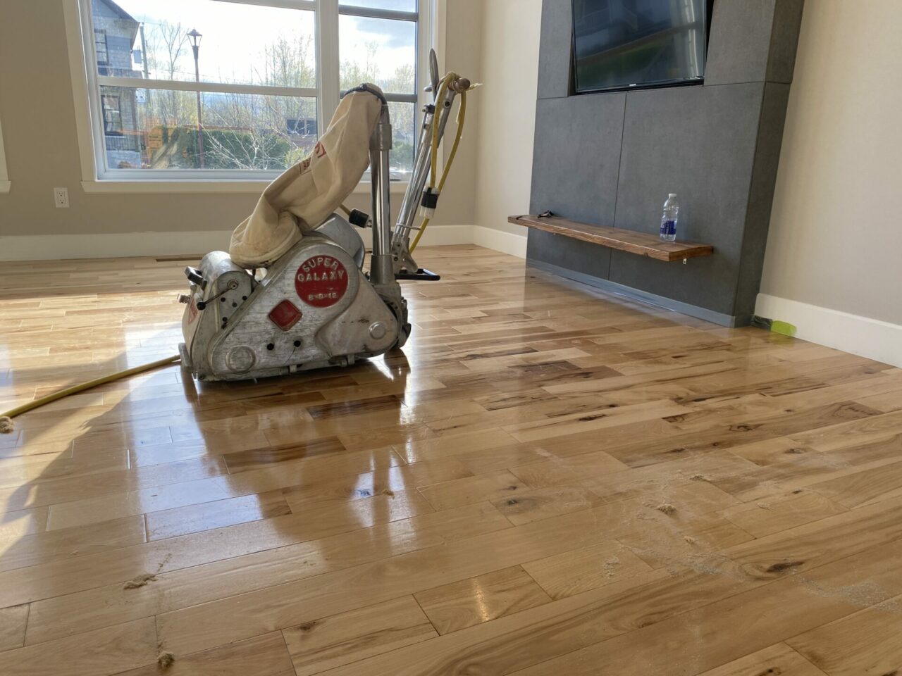 Sabler Son Plancher De Bois Franc